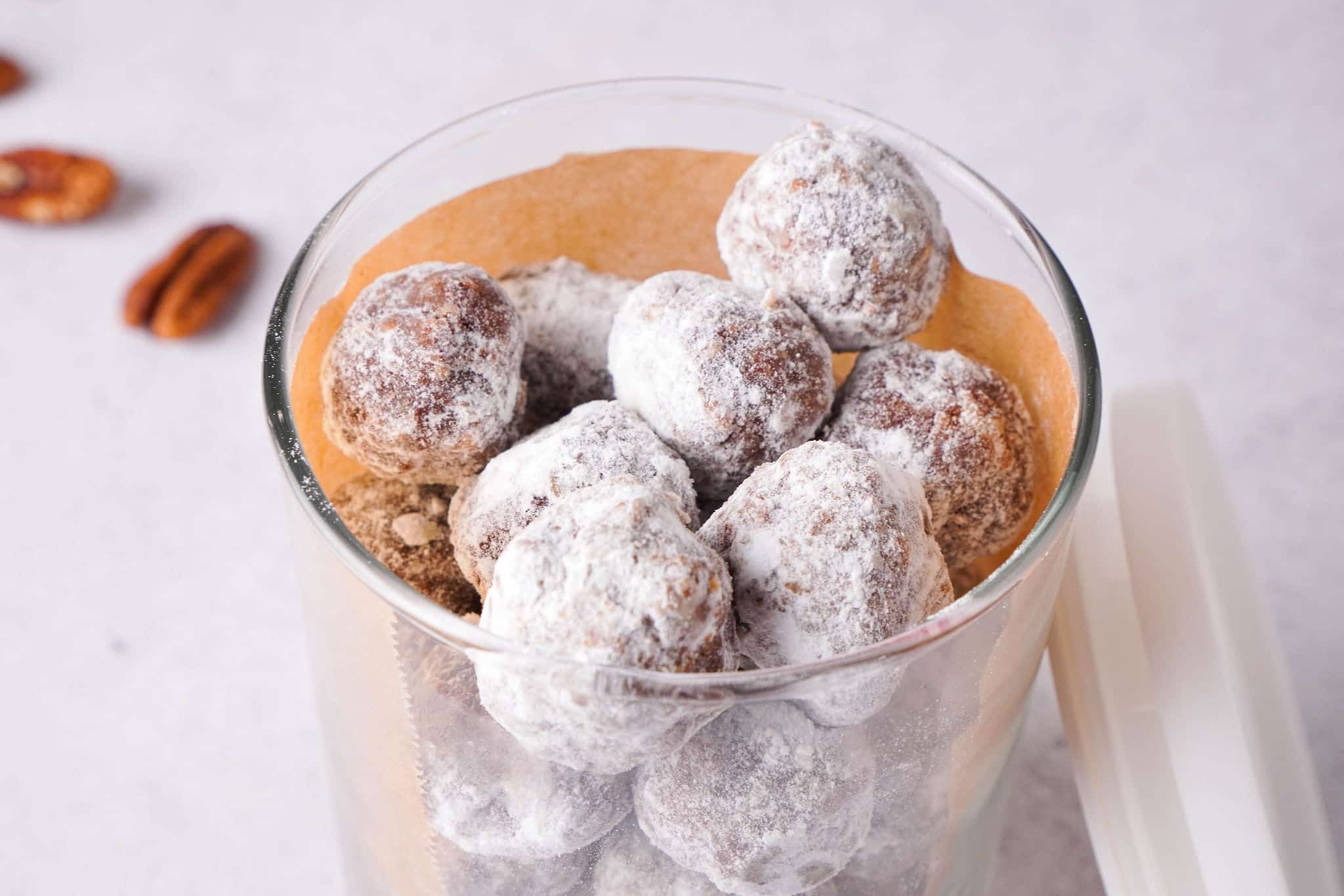 5 Ingredient Bourbon Balls Recipe • Kath Eats