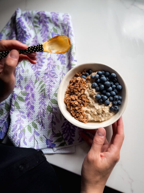 How to Make Oatmeal in the Microwave • Kath Eats