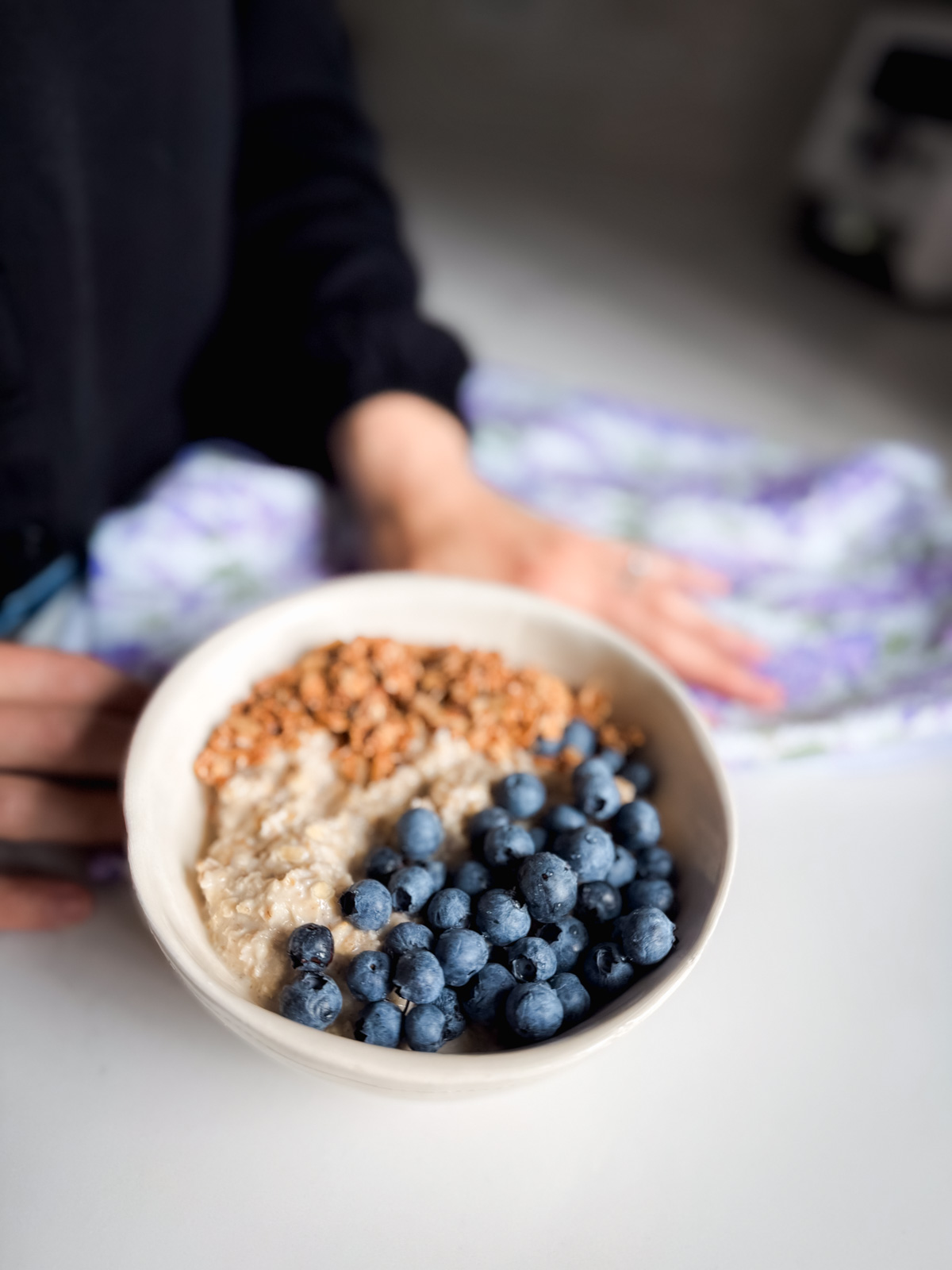 How to Make Oatmeal in the Microwave • Kath Eats