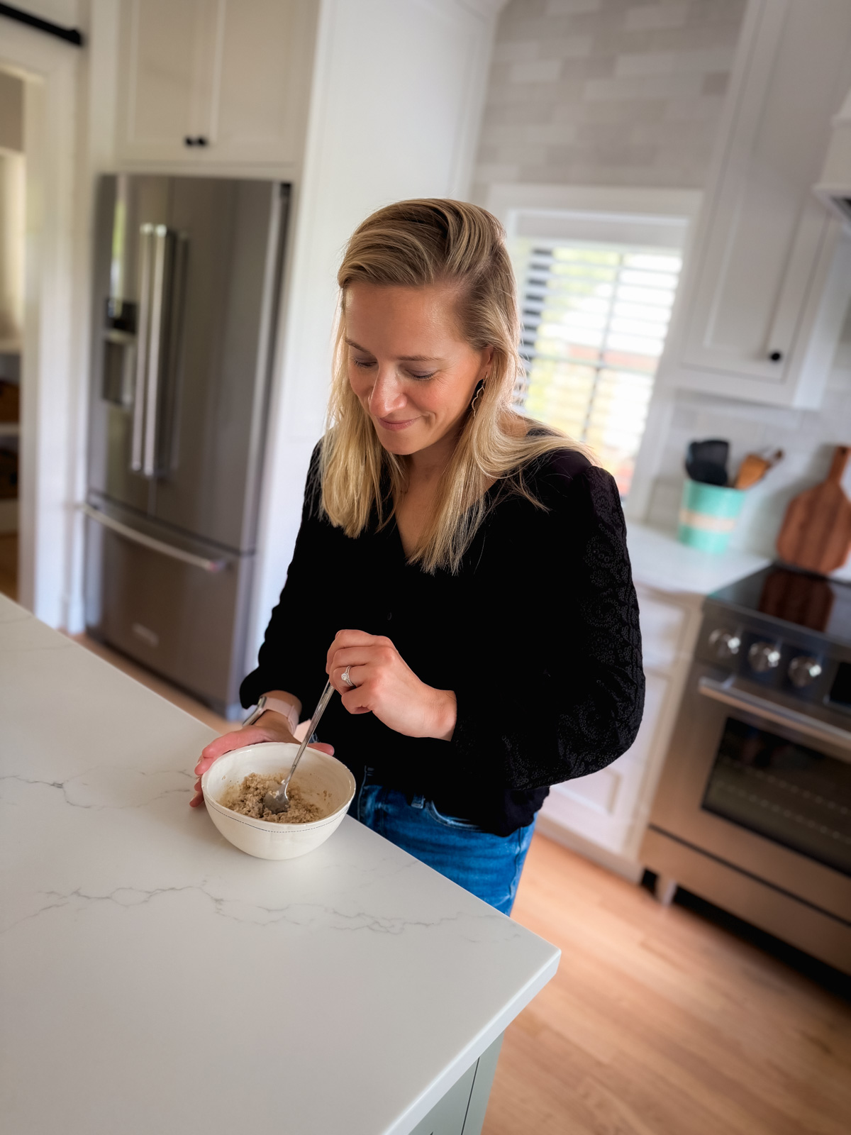 How to Make Oatmeal in the Microwave • Kath Eats