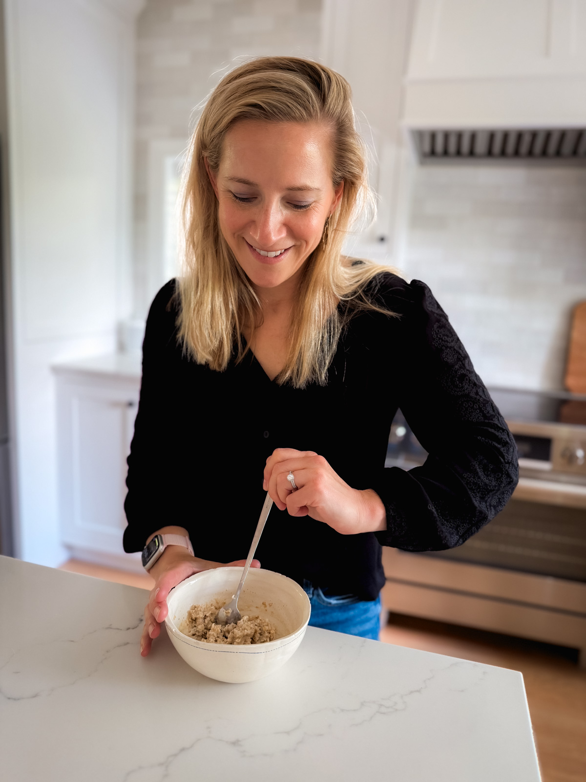 How to Make Oatmeal in the Microwave • Kath Eats