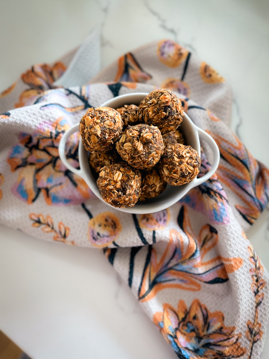 Oatmeal Protein Balls • Kath Eats